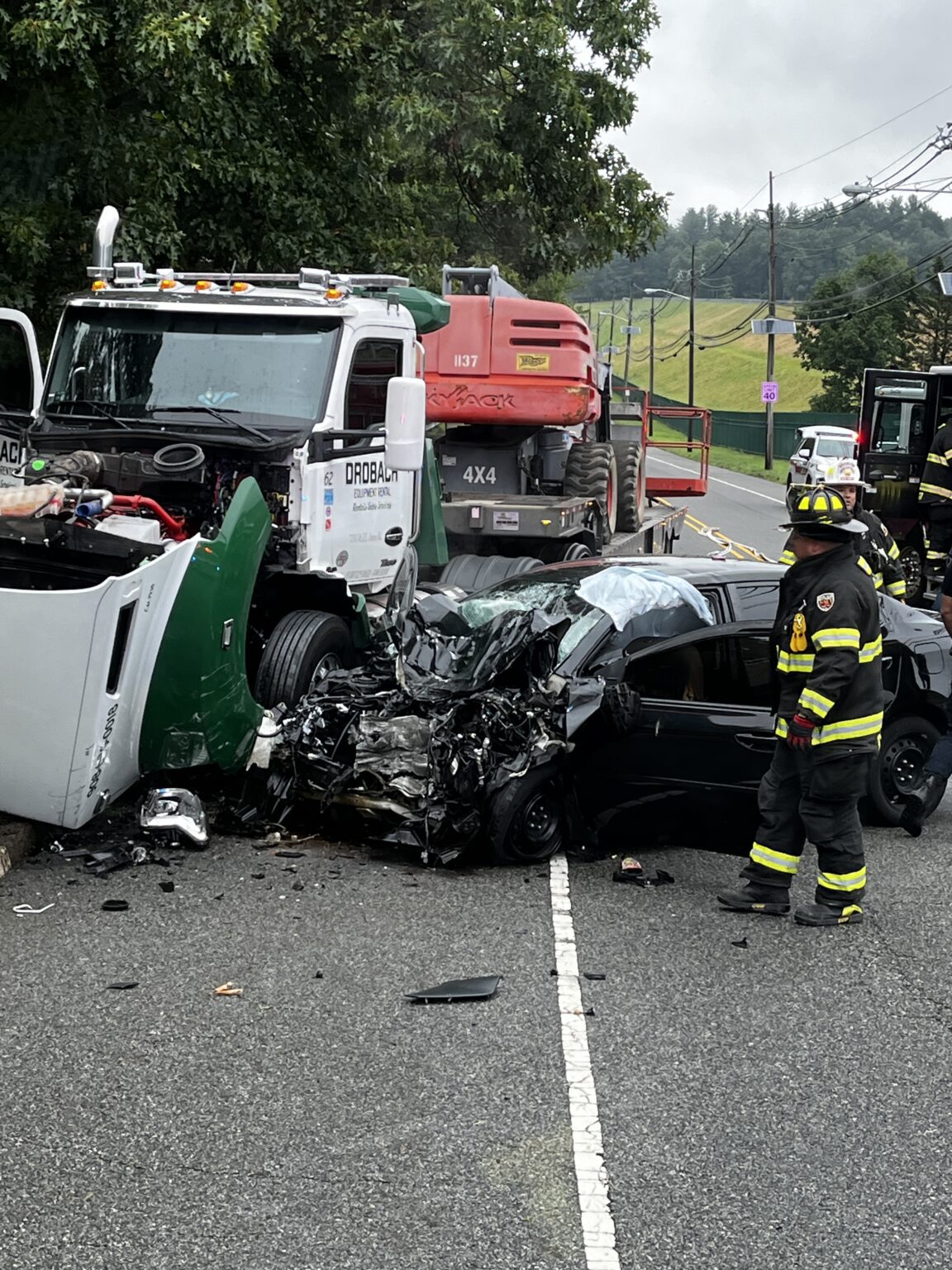 CGFD Responds to Car vs Tractor-Trailer Crash | Cedar Grove Fire Department